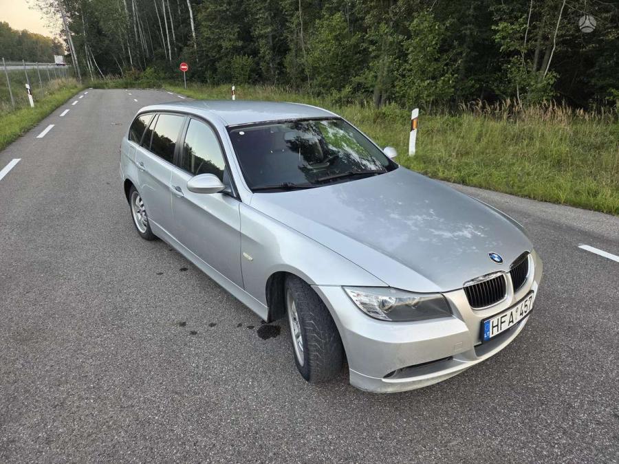 Pelēks BMW 320 2005 Kauņa, ar dzinēja tilpumu 2.00 L un nobraukumu 450 tūkst. km par 2049 €, foto 6 vietnē AUTOMOTO.COM.LV