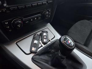 Pelēks BMW 320 2005 Kauņa, ar dzinēja tilpumu 2.00 L un nobraukumu 450 tūkst. km par 2049 €, foto 30 vietnē AUTOMOTO.COM.LV
