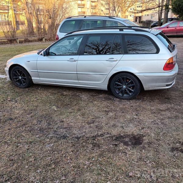 BMW 320 2005 in Riga on AUTOMOTO.COM.LV Grey BMW 320 2005 in Riga, with an engine capacity of 2.00 L and mileage of 396 thousand km for 900 €, photo 3 on AUTOMOTO.COM.LV