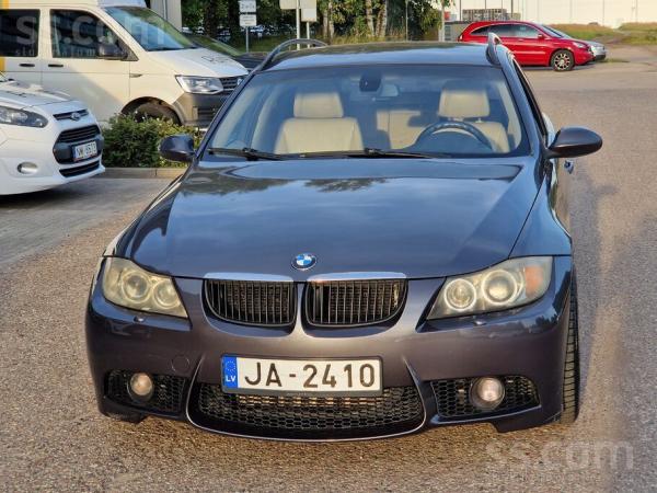 BMW 320 2005 in Riga on AUTOMOTO.COM.LV Grey BMW 320 2005 in Riga, with an engine capacity of 2.00 L and mileage of 430 thousand km for 2900 €, photo 1 on AUTOMOTO.COM.LV