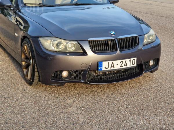 BMW 320 2005 in Riga on AUTOMOTO.COM.LV Grey BMW 320 2005 in Riga, with an engine capacity of 2.00 L and mileage of 430 thousand km for 2900 €, photo 10 on AUTOMOTO.COM.LV