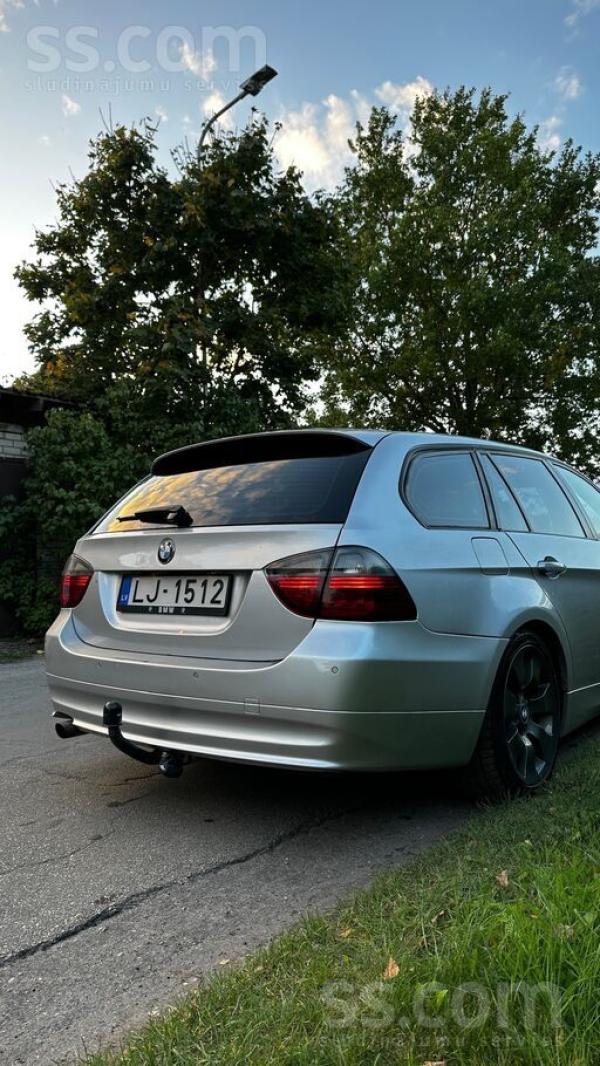 Pelēks BMW 320 2005 Rīga, ar dzinēja tilpumu 2.00 L un nobraukumu 354 tūkst. km par 3850 €, foto 9 vietnē AUTOMOTO.COM.LV