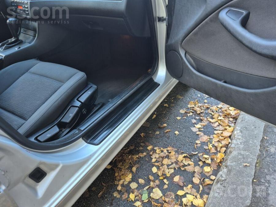 Grey BMW 320 2005 in Riga, with an engine capacity of 2.00 L and mileage of 390 thousand km for 2500 €, photo 16 on AUTOMOTO.COM.LV
