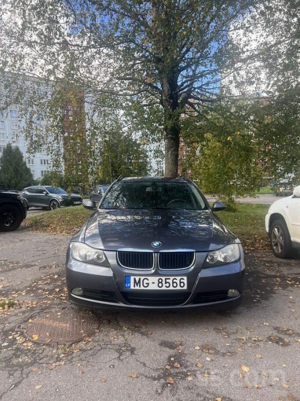 БМВ 320 2005 в Рига на AUTOMOTO.COM.LV Серый БМВ 320 2005 в Рига, объемом двигателя 2.00 л и пробегом 257 тыс. км за 2500 €, фото 1 на AUTOMOTO.COM.LV