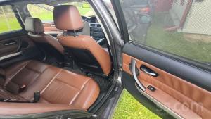 Pelēks BMW 320 2005 Rēzekne, ar dzinēja tilpumu 2.00 L un nobraukumu 455 tūkst. km par 2899 €, foto 14 vietnē AUTOMOTO.COM.LV