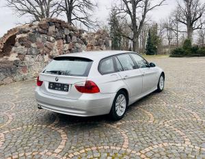 Pelēks BMW 320 2006 Gulbene, ar dzinēja tilpumu 2.00 L un nobraukumu 310 tūkst. km par 3999 €, foto 5 vietnē AUTOMOTO.COM.LV