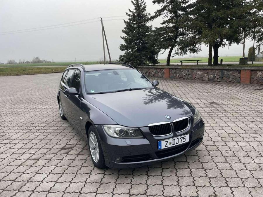 Grey BMW 320 2006 in Kedainiai, with an engine capacity of 2.00 L and mileage of 298 thousand km for 3450 €, photo 7 on AUTOMOTO.COM.LV