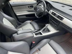 Grey BMW 320 2006 in Kedainiai, with an engine capacity of 2.00 L and mileage of 298 thousand km for 3450 €, photo 15 on AUTOMOTO.COM.LV