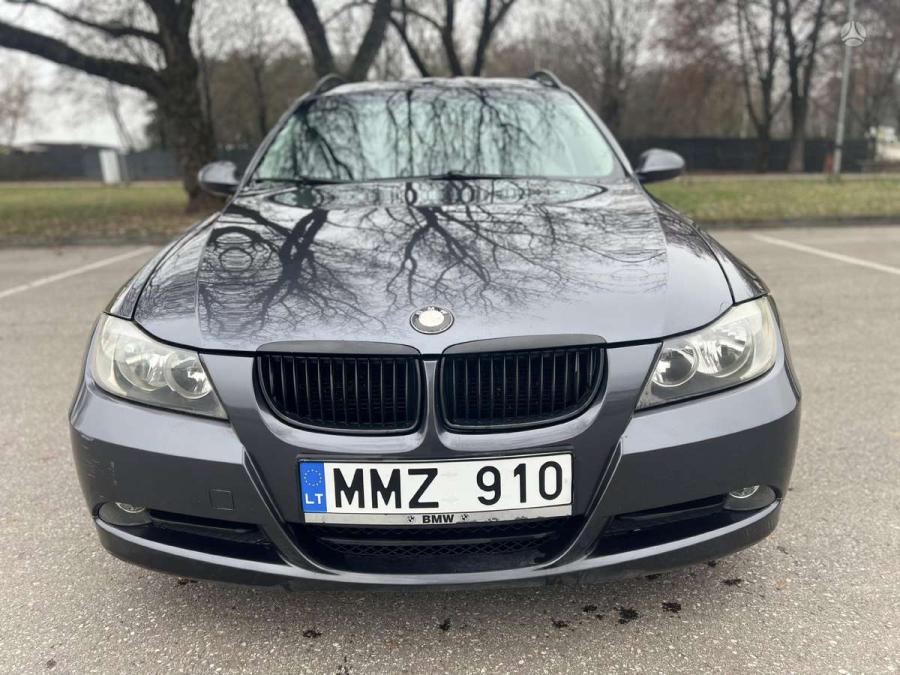 Grey BMW 320 2006 in Kaunas, with an engine capacity of 2.00 L and mileage of 370 thousand km for 2350 €, photo 6 on AUTOMOTO.COM.LV
