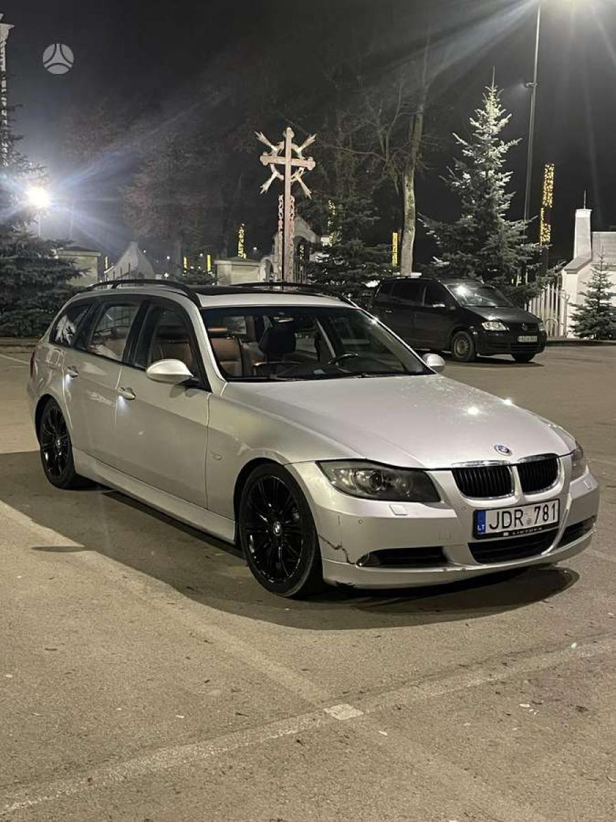 Pelēks BMW 320 2006 Kauņa, ar dzinēja tilpumu 2.00 L un nobraukumu 304 tūkst. km par 3000 €, foto 5 vietnē AUTOMOTO.COM.LV