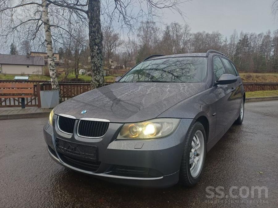 Grey BMW 320 2006 in Valmiera, with an engine capacity of 2.00 L and mileage of 194 thousand km for 5100 €, photo 1 on AUTOMOTO.COM.LV