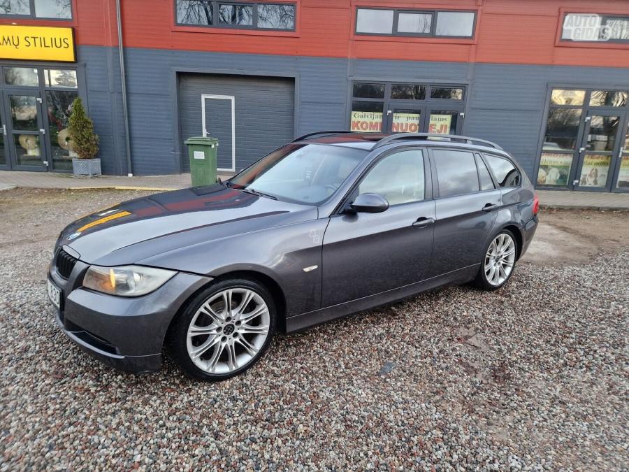 Grey BMW 320 2006 in Gargzdai, with an engine capacity of 2.00 L and mileage of 4 thousand km for 1900 €, photo 2 on AUTOMOTO.COM.LV