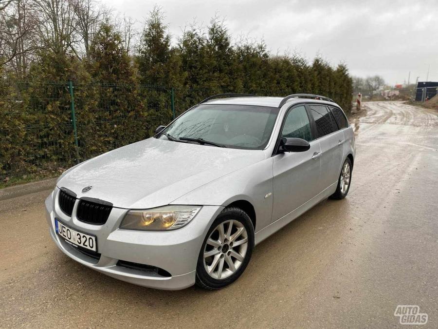 Grey BMW 320 2006 in Kaunas, with an engine capacity of 2.00 L and mileage of 355 thousand km for 1750 €, photo 2 on AUTOMOTO.COM.LV
