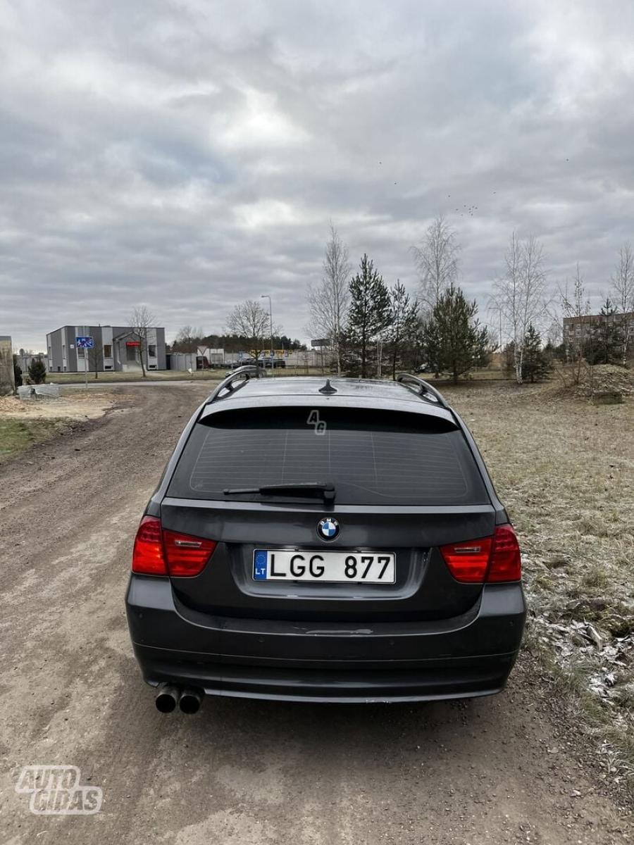 Pelēks BMW 320 2006 Panevēža, ar dzinēja tilpumu 2.00 L un nobraukumu 342 tūkst. km par 4050 €, foto 2 vietnē AUTOMOTO.COM.LV