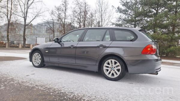 Grey BMW 320 2006 in Riga, with an engine capacity of 2.00 L and mileage of 280 thousand km for 3695 €, photo 5 on AUTOMOTO.COM.LV