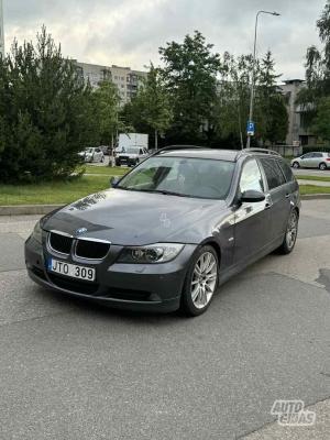 Pelēks BMW 320 2006 Viļņa, ar dzinēja tilpumu 2.00 L un nobraukumu 300 tūkst. km par 2050 €, foto  vietnē AUTOMOTO.COM.LV