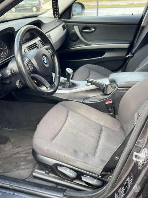 Grey BMW 320 2006 in Vilnius, with an engine capacity of 2.00 L and mileage of 274 thousand km for 2200 €, photo 7 on AUTOMOTO.COM.LV