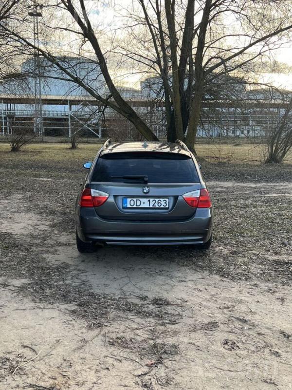 Grey BMW 320 2006 in Riga, with an engine capacity of 2.00 L and mileage of 0 thousand km for 2200 €, photo 9 on AUTOMOTO.COM.LV