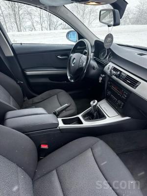 Grey BMW 320 2006 in Riga, with an engine capacity of 2.00 L and mileage of 222 thousand km for 4450 €, photo 6 on AUTOMOTO.COM.LV
