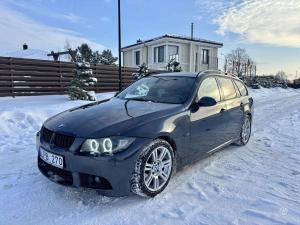 Pelēks BMW 320 2006 Viļņa, ar dzinēja tilpumu 2.00 L un nobraukumu 400 tūkst. km par 3500 €, foto  vietnē AUTOMOTO.COM.LV