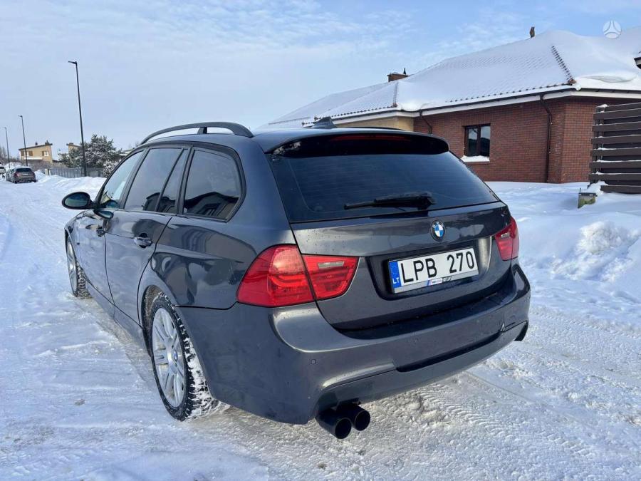 Pelēks BMW 320 2006 Viļņa, ar dzinēja tilpumu 2.00 L un nobraukumu 400 tūkst. km par 3500 €, foto 3 vietnē AUTOMOTO.COM.LV