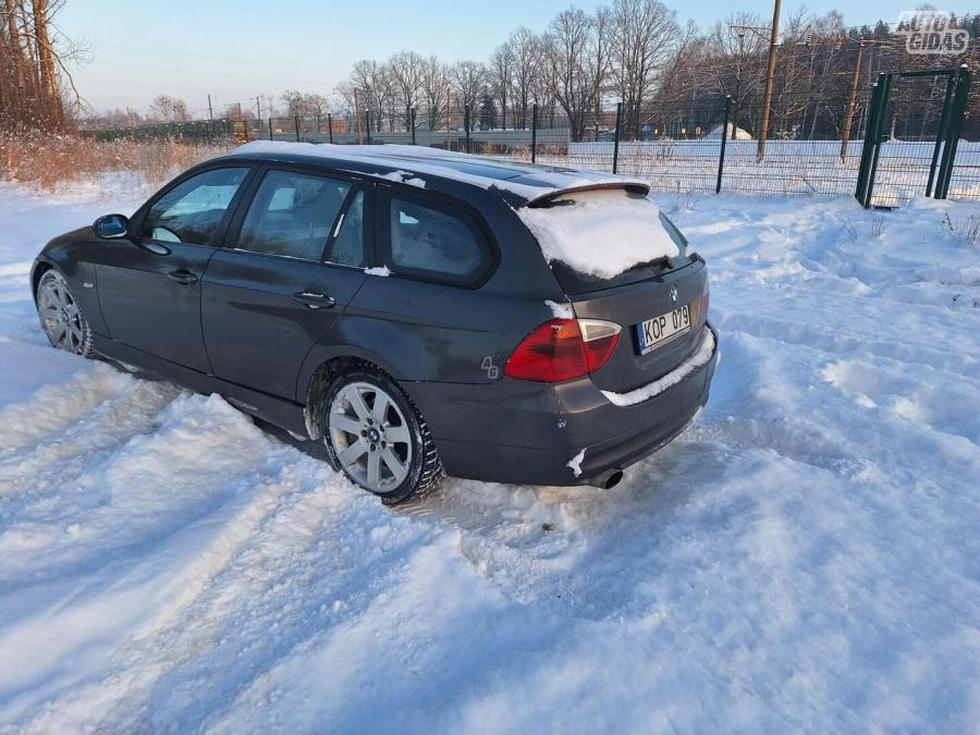 Серый БМВ 320 2006 в Каунас, объемом двигателя 2.00 л и пробегом 377 тыс. км за 1999 €, фото 6 на AUTOMOTO.COM.LV