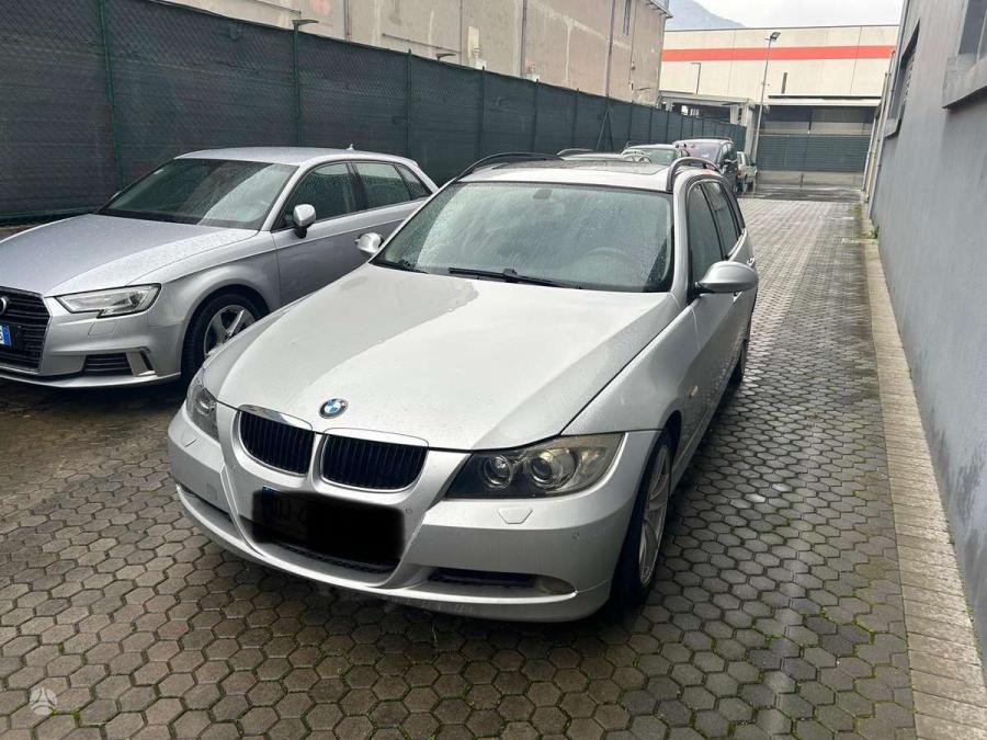 Pelēks BMW 320 2006 Tauragė, ar dzinēja tilpumu 2.00 L un nobraukumu 280 tūkst. km par 1800 €, foto 2 vietnē AUTOMOTO.COM.LV