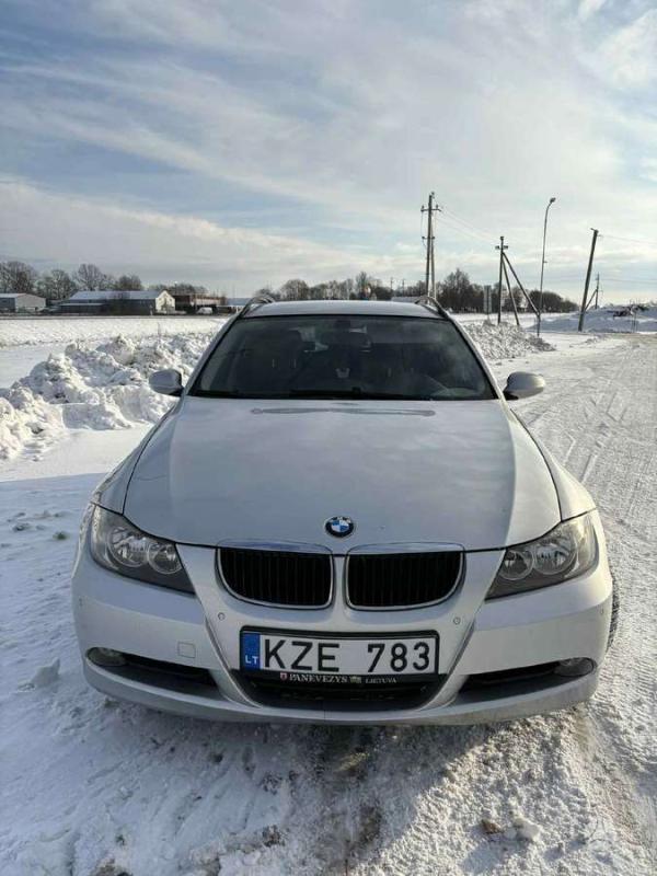 Grey BMW 320 2006 in Kaunas, with an engine capacity of 2.00 L and mileage of 319 thousand km for 3300 €, photo 3 on AUTOMOTO.COM.LV