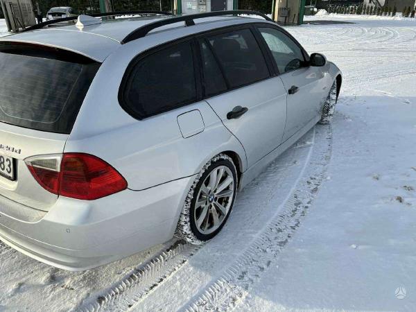 Grey BMW 320 2006 in Kaunas, with an engine capacity of 2.00 L and mileage of 319 thousand km for 3300 €, photo 4 on AUTOMOTO.COM.LV