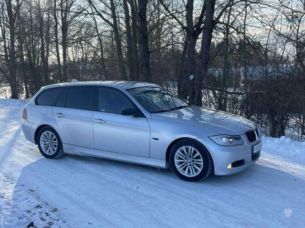 Pelēks BMW 320 2006 Kupiškis, ar dzinēja tilpumu 2.00 L un nobraukumu 346 tūkst. km par 2350 €, foto 6 vietnē AUTOMOTO.COM.LV