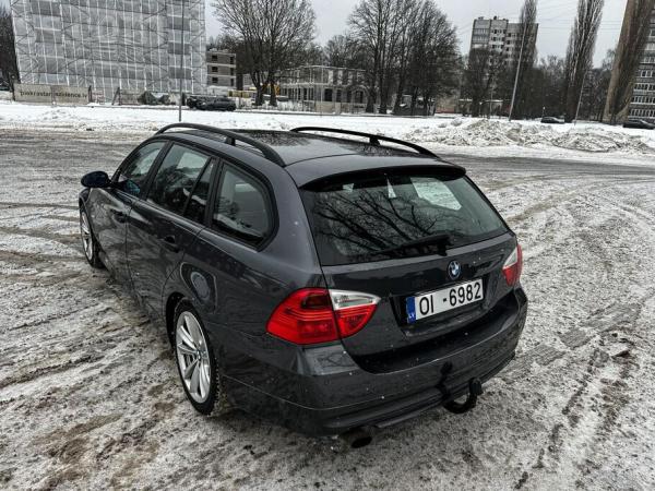 Grey BMW 320 2006 in Riga, with an engine capacity of 2.00 L and mileage of 224 thousand km for 3950 €, photo 6 on AUTOMOTO.COM.LV