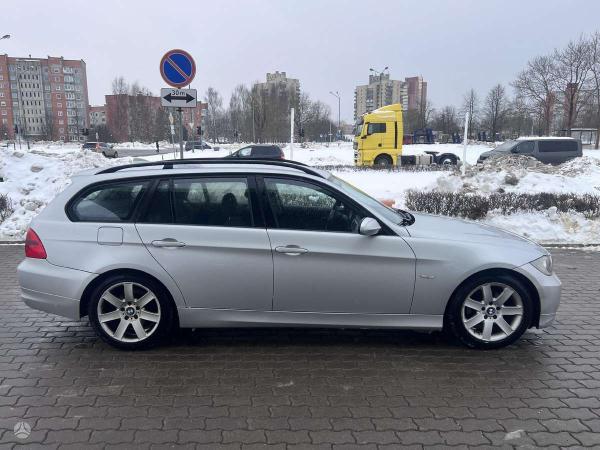 Pelēks BMW 320 2006 Klaipėda, ar dzinēja tilpumu 2.00 L un nobraukumu 385 tūkst. km par 2700 €, foto 2 vietnē AUTOMOTO.COM.LV