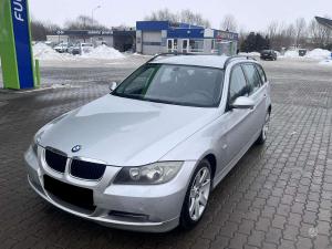 Pelēks BMW 320 2006 Klaipėda, ar dzinēja tilpumu 2.00 L un nobraukumu 385 tūkst. km par 2700 €, foto 4 vietnē AUTOMOTO.COM.LV