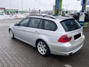 Pelēks BMW 320 2006 Klaipėda, ar dzinēja tilpumu 2.00 L un nobraukumu 385 tūkst. km par 2700 €, foto 9 vietnē AUTOMOTO.COM.LV