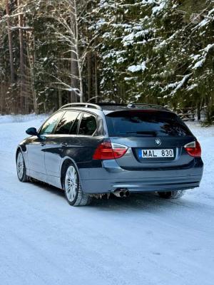 Grey BMW 320 2006 in Mazeikiai, with an engine capacity of 2.00 L and mileage of 450 thousand km for 2900 €, photo 3 on AUTOMOTO.COM.LV