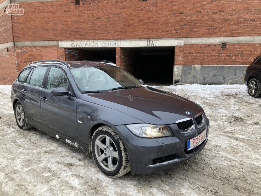 Pelēks BMW 320 2006 Viļņa, ar dzinēja tilpumu 2.00 L un nobraukumu 375 tūkst. km par 3399 €, foto 4 vietnē AUTOMOTO.COM.LV