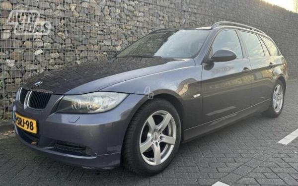 Pelēks BMW 320 2006 Viļņa, ar dzinēja tilpumu 2.00 L un nobraukumu 380 tūkst. km par 3399 €, foto 1 vietnē AUTOMOTO.COM.LV