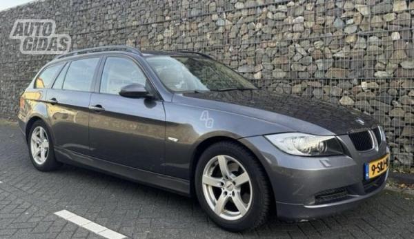 Pelēks BMW 320 2006 Viļņa, ar dzinēja tilpumu 2.00 L un nobraukumu 380 tūkst. km par 3399 €, foto 3 vietnē AUTOMOTO.COM.LV