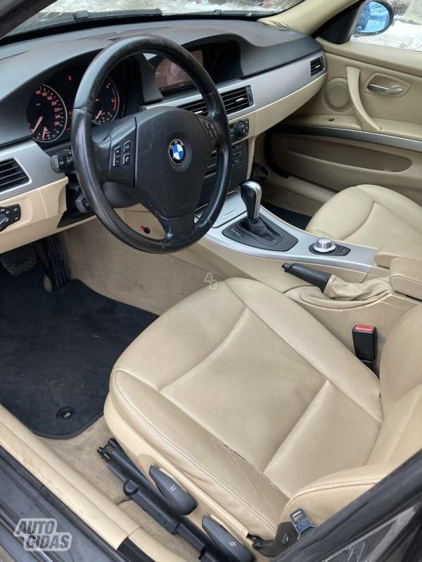 Pelēks BMW 320 2006 Viļņa, ar dzinēja tilpumu 2.00 L un nobraukumu 380 tūkst. km par 3399 €, foto 6 vietnē AUTOMOTO.COM.LV