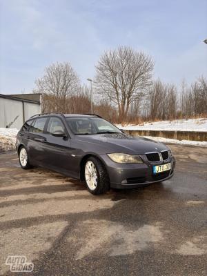 Grey BMW 320 2006 in Vilnius, with an engine capacity of 2.00 L and mileage of 382 thousand km for 2650 €, photo  on AUTOMOTO.COM.LV