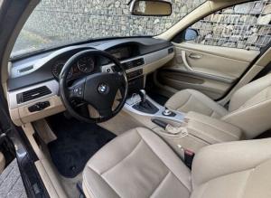 Grey BMW 320 2006 in Vilnius, with an engine capacity of 2.00 L and mileage of 375 thousand km for 3250 €, photo 5 on AUTOMOTO.COM.LV