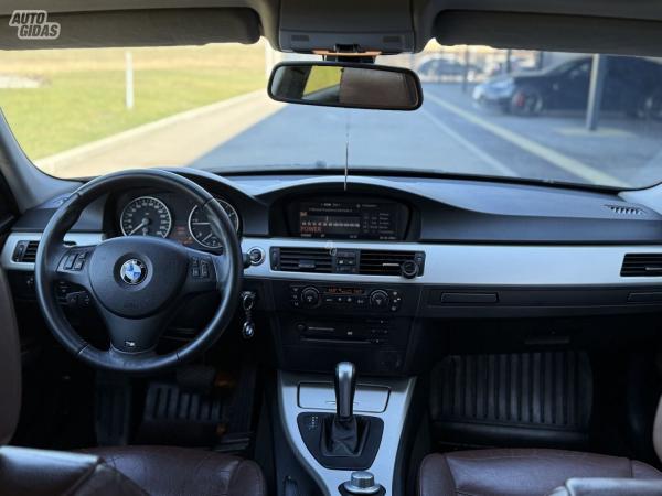 Pelēks BMW 320 2006 Klaipėda, ar dzinēja tilpumu 2.00 L un nobraukumu 254 tūkst. km par 3600 €, foto 10 vietnē AUTOMOTO.COM.LV