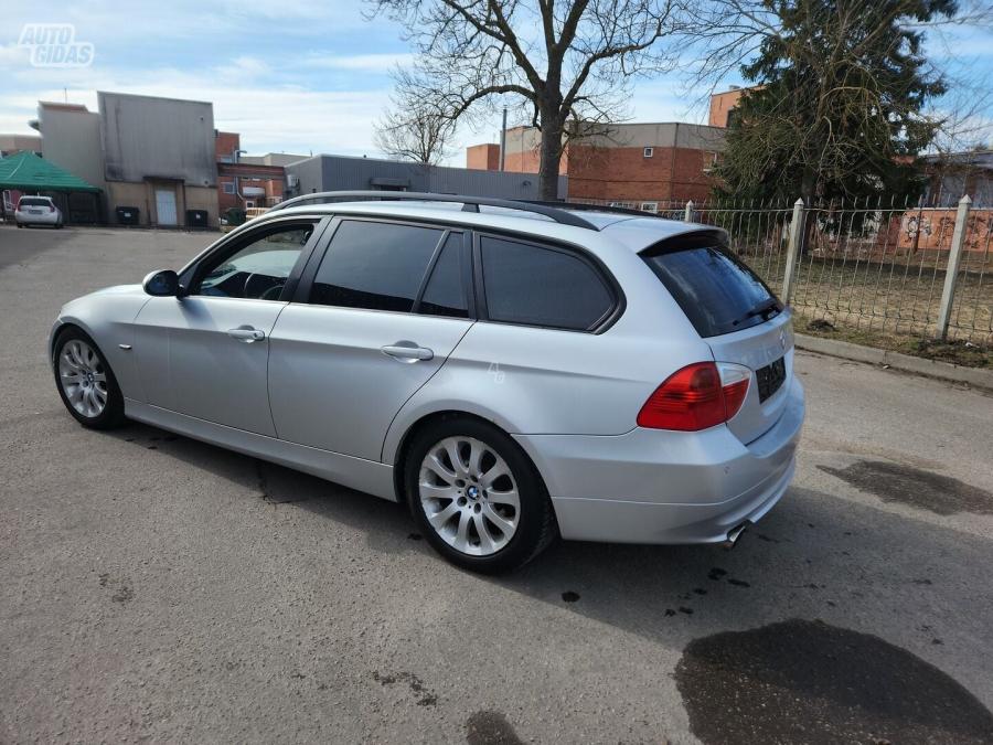 Grey BMW 320 2006 in Siauliai, with an engine capacity of 2.00 L and mileage of 330 thousand km for 1650 €, photo 3 on AUTOMOTO.COM.LV