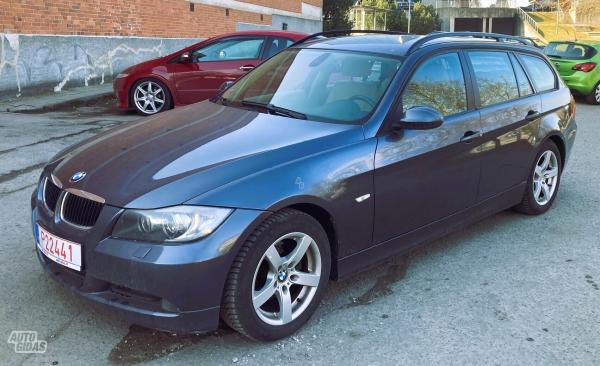 Pelēks BMW 320 2006 Viļņa, ar dzinēja tilpumu 2.00 L un nobraukumu 378 tūkst. km par 3200 €, foto 2 vietnē AUTOMOTO.COM.LV