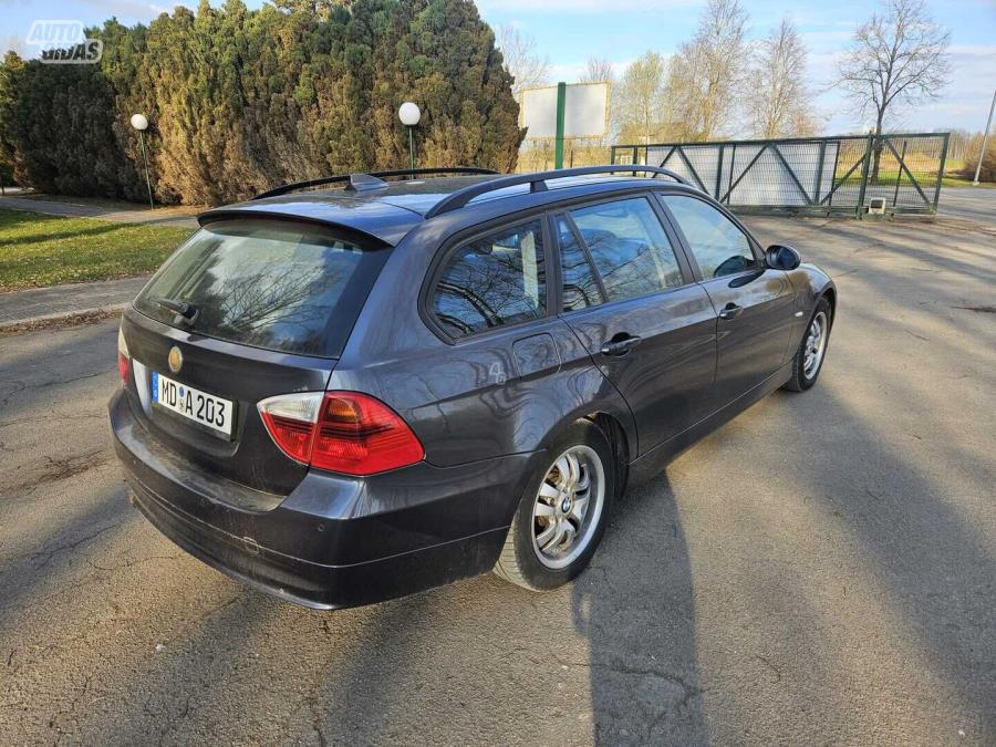 Grey BMW 320 2006 in Sakiai, with an engine capacity of 2.00 L and mileage of 290 thousand km for 2600 €, photo 6 on AUTOMOTO.COM.LV