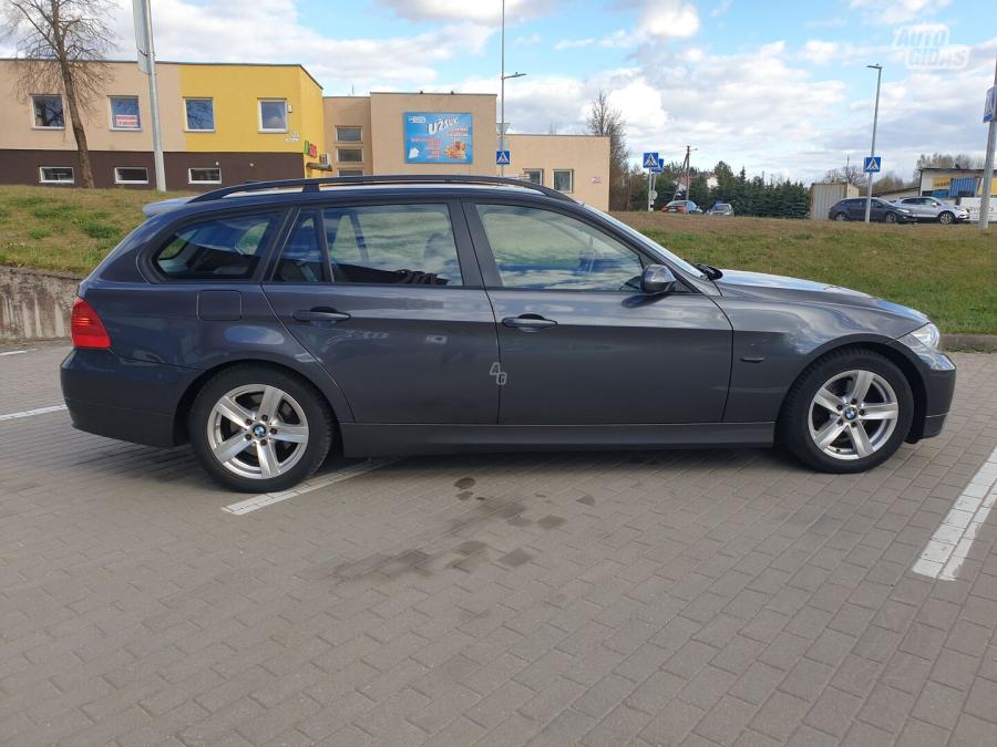 Grey BMW 320 2006 in Utena, with an engine capacity of 2.00 L and mileage of 328 thousand km for 3300 €, photo 7 on AUTOMOTO.COM.LV