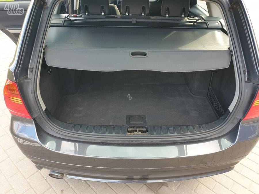 Grey BMW 320 2006 in Utena, with an engine capacity of 2.00 L and mileage of 328 thousand km for 3300 €, photo 13 on AUTOMOTO.COM.LV