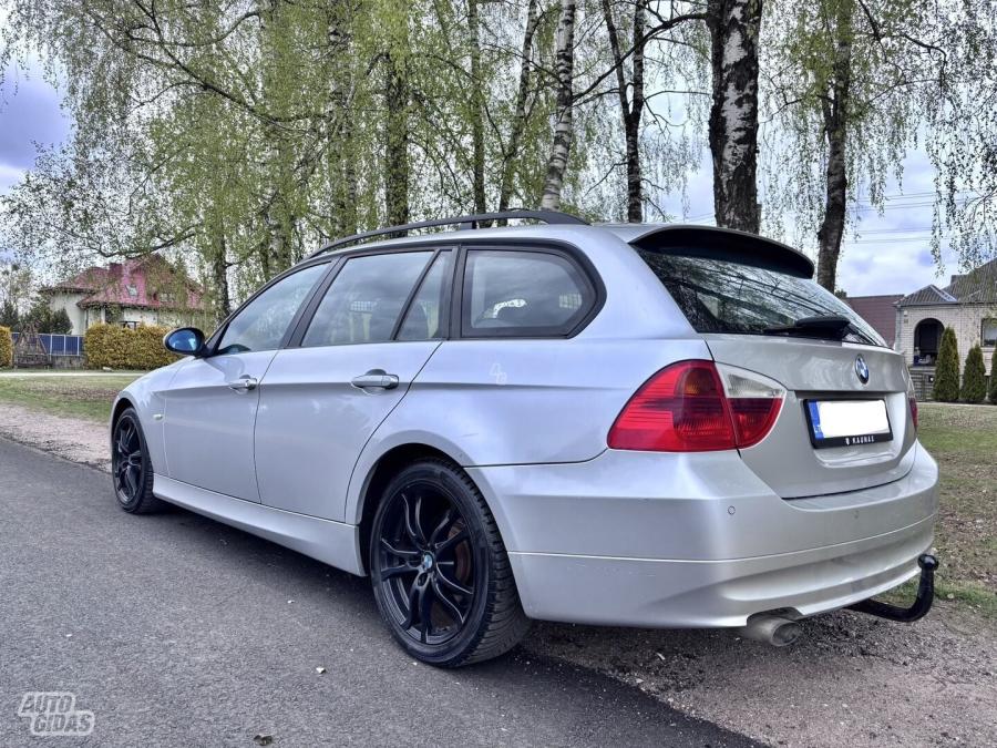 Grey BMW 320 2006 in Kaunas, with an engine capacity of 2.00 L and mileage of 335 thousand km for 2350 €, photo 7 on AUTOMOTO.COM.LV