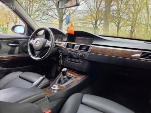 Grey BMW 320 2006 in Alytus, with an engine capacity of 2.00 L and mileage of 370 thousand km for 2900 €, photo 11 on AUTOMOTO.COM.LV