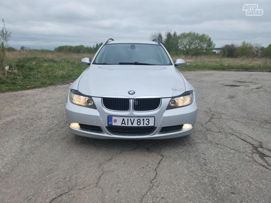 Grey BMW 320 2006 in Siauliai, with an engine capacity of 2.00 L and mileage of 350 thousand km for 1600 €, photo 8 on AUTOMOTO.COM.LV